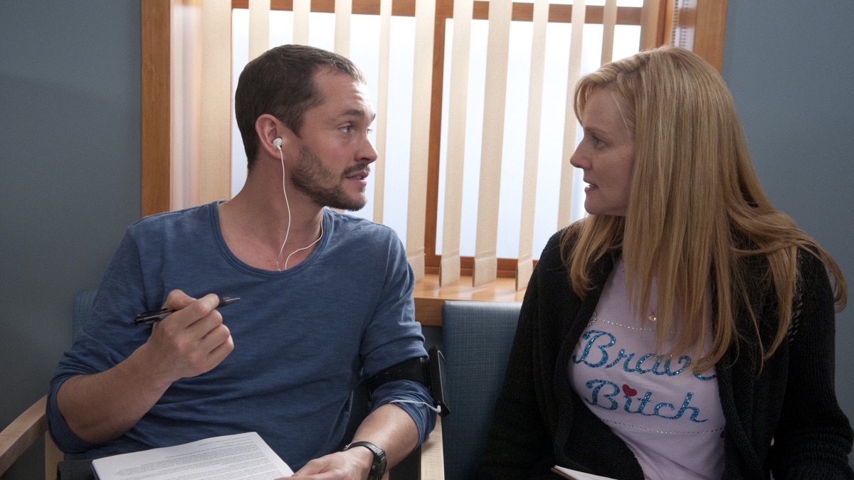 Boo! - The Big C (Series 2, Episode 4) - Apple TV (UK)