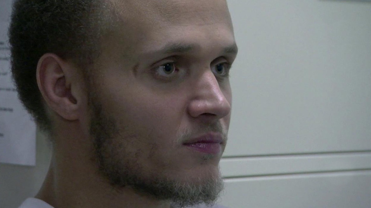 Total Control - Lockdown (Season 1, Episode 6) - Apple TV