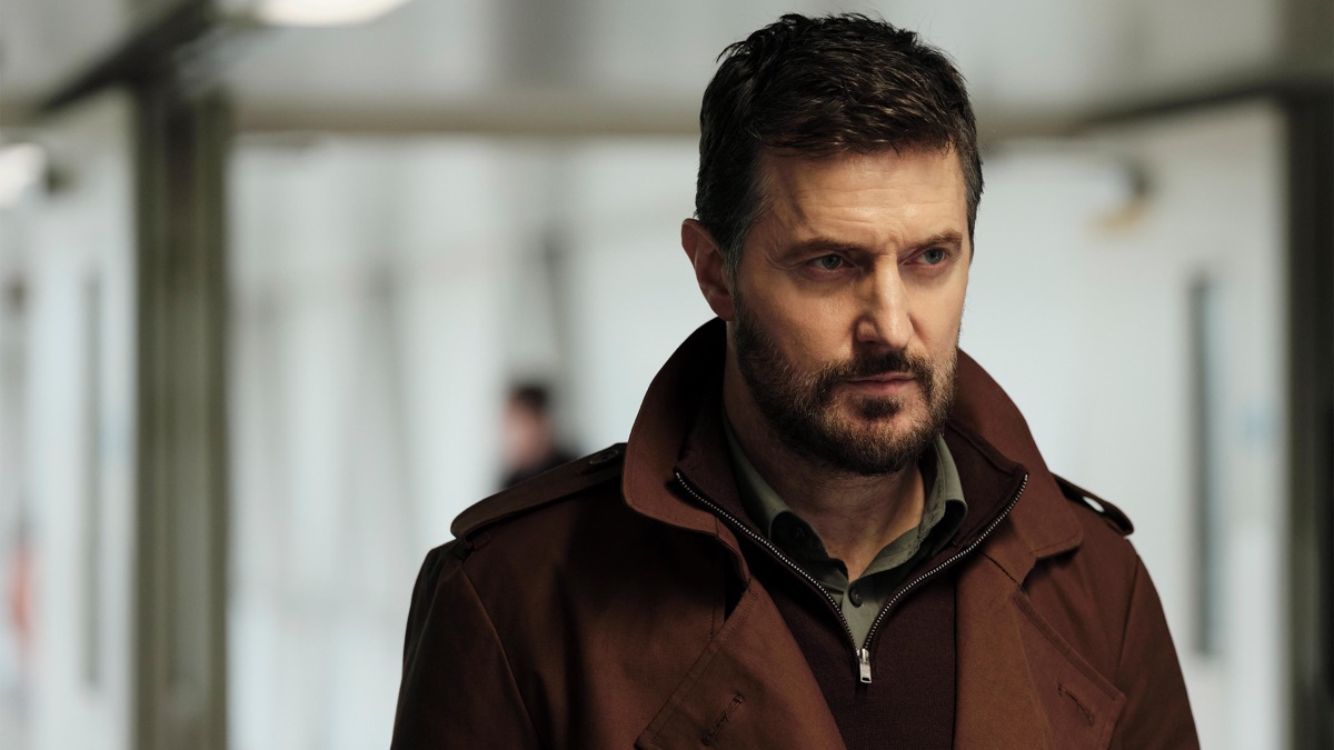 ‎Episode 1 - Red Eye (Series 1, Episode 1) - Apple TV (SE)