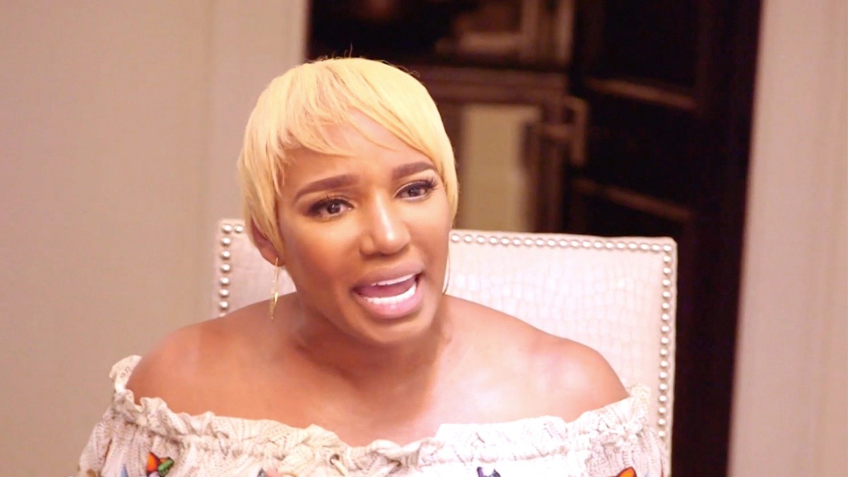 ‎Bye Wig, Hello Drama – The Real Housewives of Atlanta (säsong 11 ...