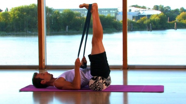 Lower Leg Circulation Yoga Flow - Apple TV