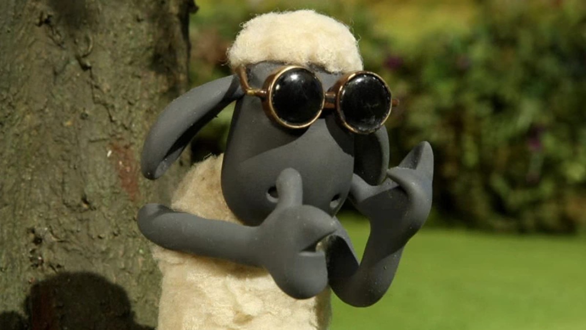 Eweve Been Framed / Operation Pidsley / Pig Swill Fly - Shaun the Sheep ...
