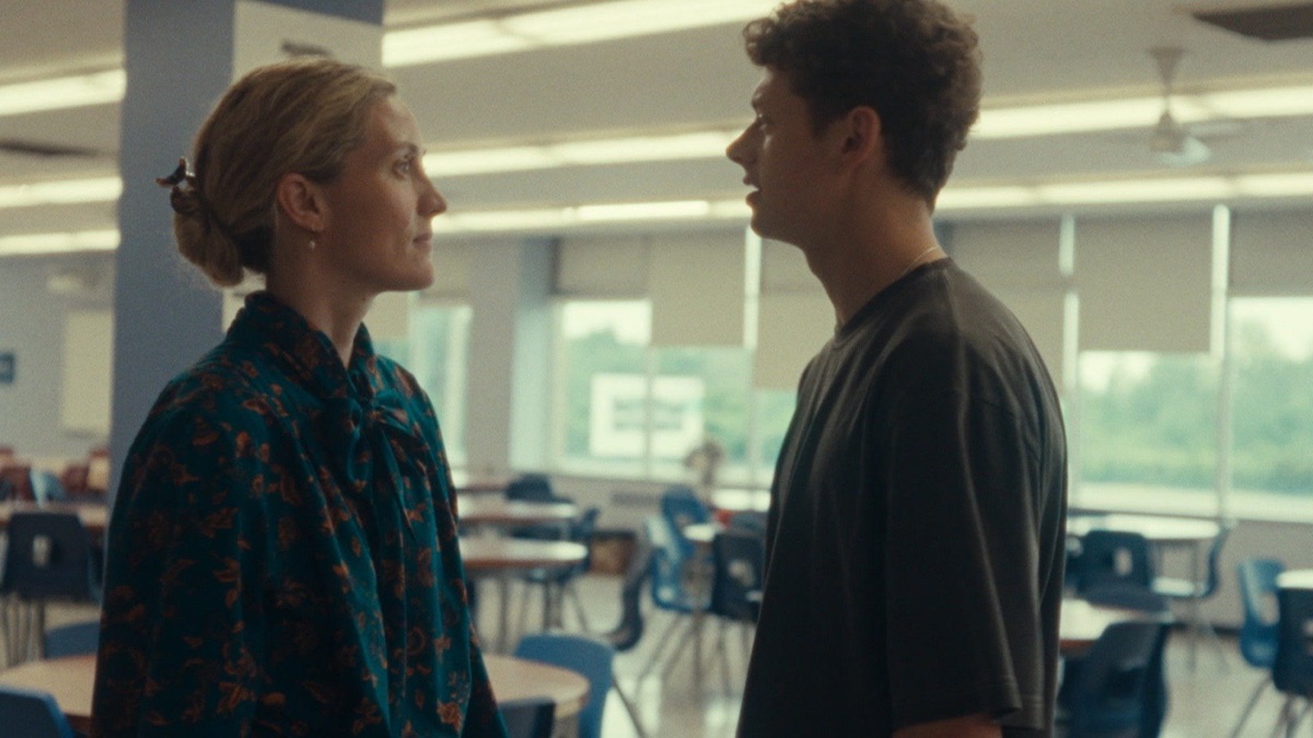 ‎Episode 1 - Sweetheart (Series 1, Episode 1) - Apple TV (UK)