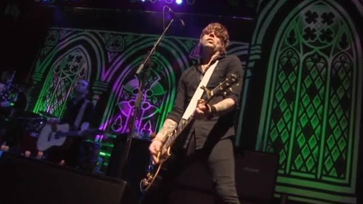 Dropkick Murphys - Live On Lansdowne, Boston MA - Apple TV (PT)