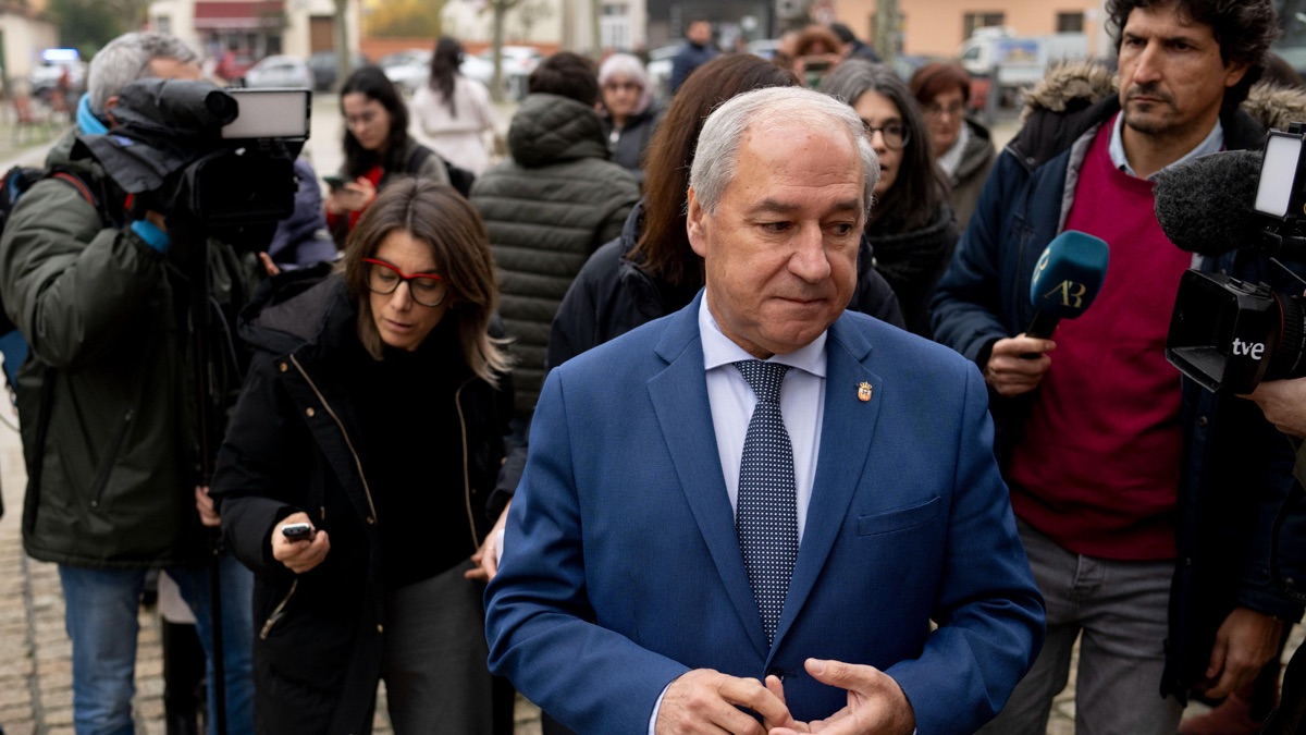 ‎Telediario - 15 horas - 10/12/25 - Lengua de signos - Telediario en ...