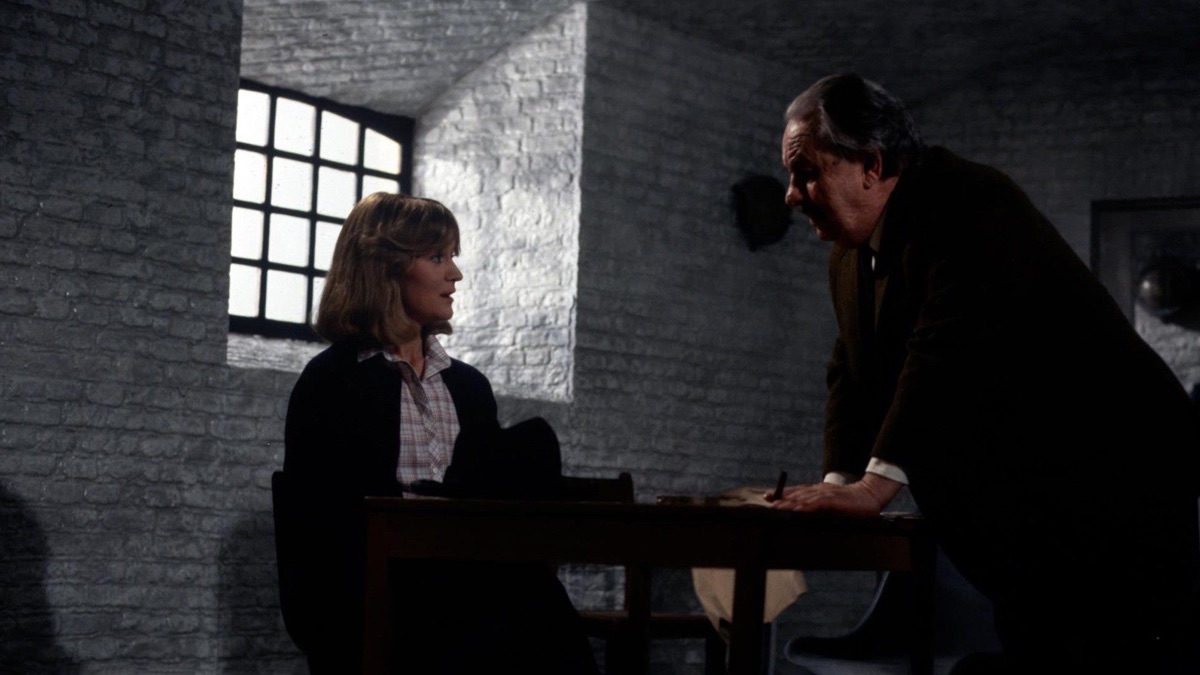 Rumpole & the Sporting Life - Rumpole of the Bailey (Series 3, Episode ...