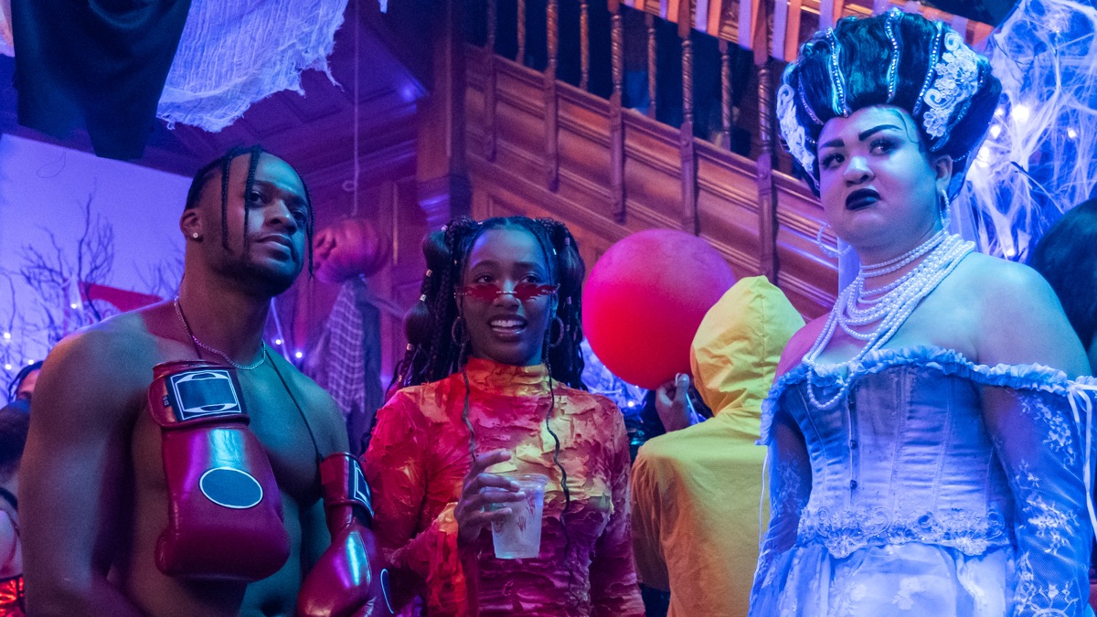 Halloween & Oat Milk - The Sex Lives of College Girls (Season 3 ...