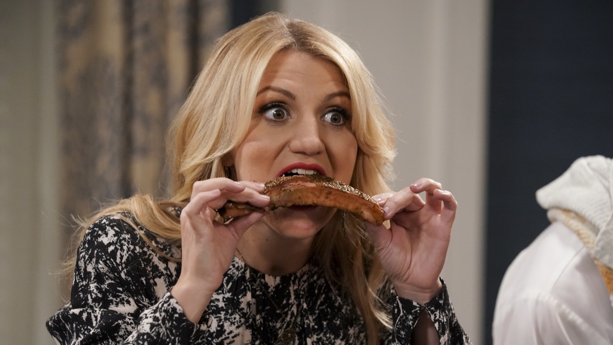 ‎Heartburn, Woodstock and Ribs – B Positive (Season 2, Episode 9 ...