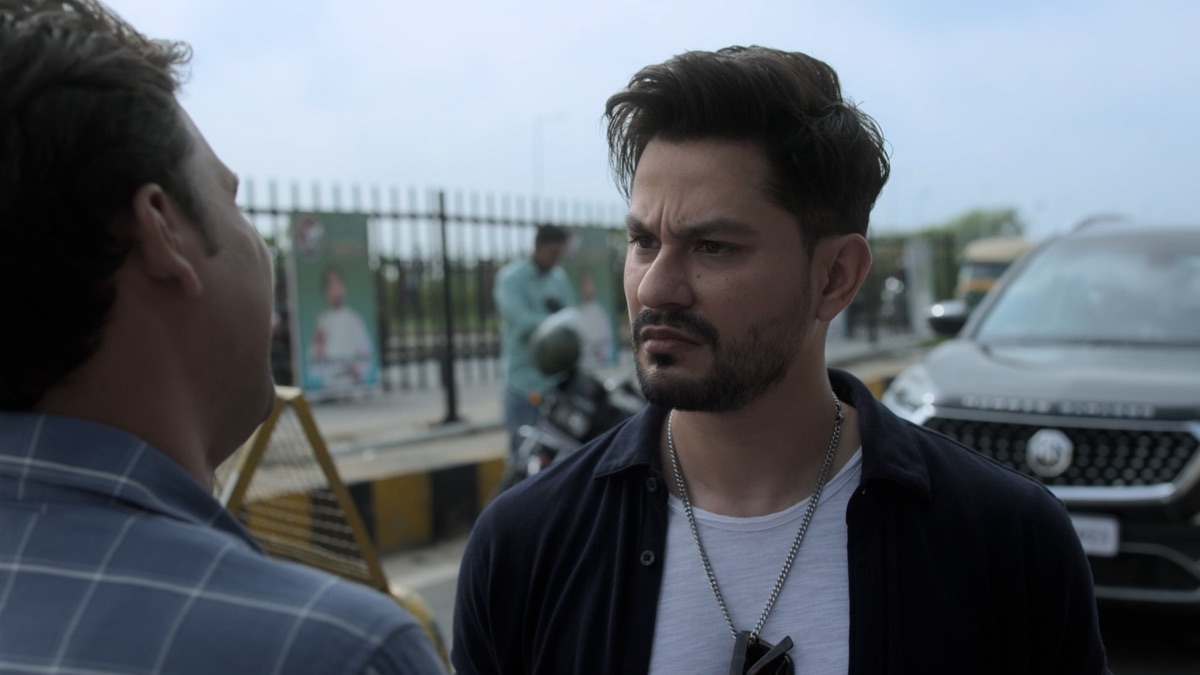 Episode 1 - Pop Kaun?/ Baap Kaun? (Series 1, Episode 1) - Apple TV (OM)