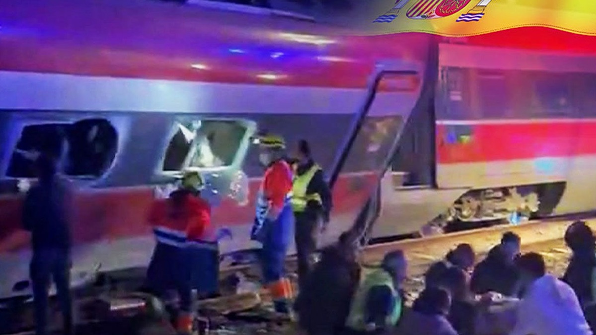 484명 탑승' 스페인 열차 정면충돌…최소 39명 사망 - SBS 뉴스(시즌 1, 에피소드 6023) - Apple TV (KR)