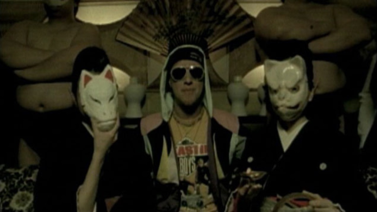 ‎Change - Monkey Majik + 吉田兄弟的音樂影片 - Apple Music