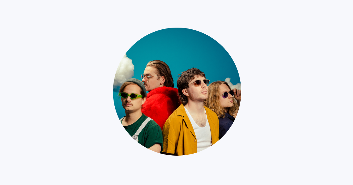 ‎Vacations on Apple Music