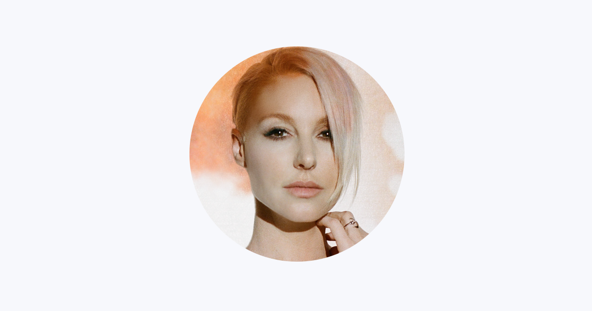 ‎Emma Hewitt - Apple Music