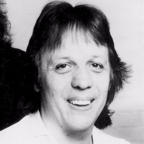 Robin Travers's Instagram, Twitter & Facebook on IDCrawl