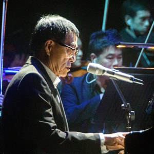 往事只能回味 - Han Bao Yi: Song Lyrics, Music Videos & Concerts