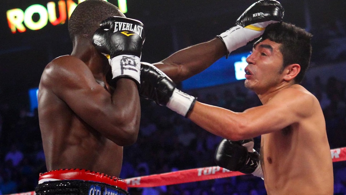 Boxing After Dark: Terence Crawford vs. Alejandro Sanabria - Apple TV