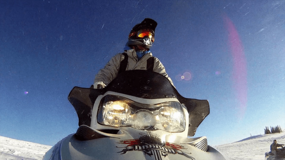 Avalanche: Man vs. Earth - Apple TV