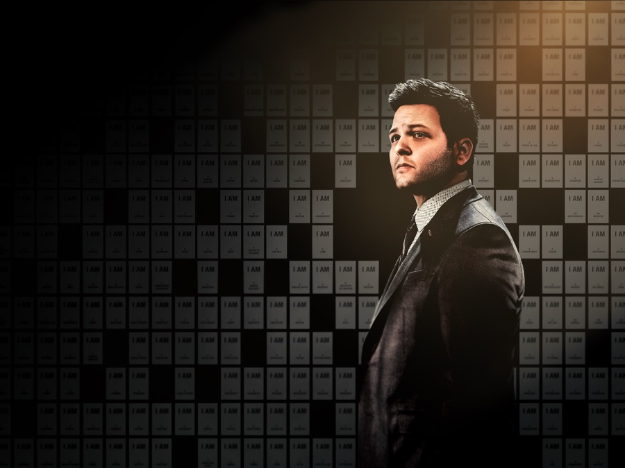 Derek DelGaudio's In & Of Itself - Apple TV