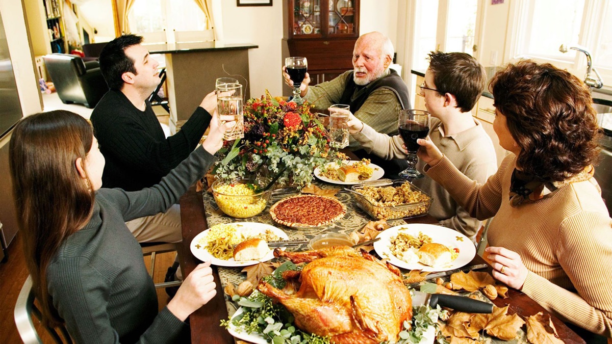 Telling Family Stories - The Art of Storytelling: From Parents to ...