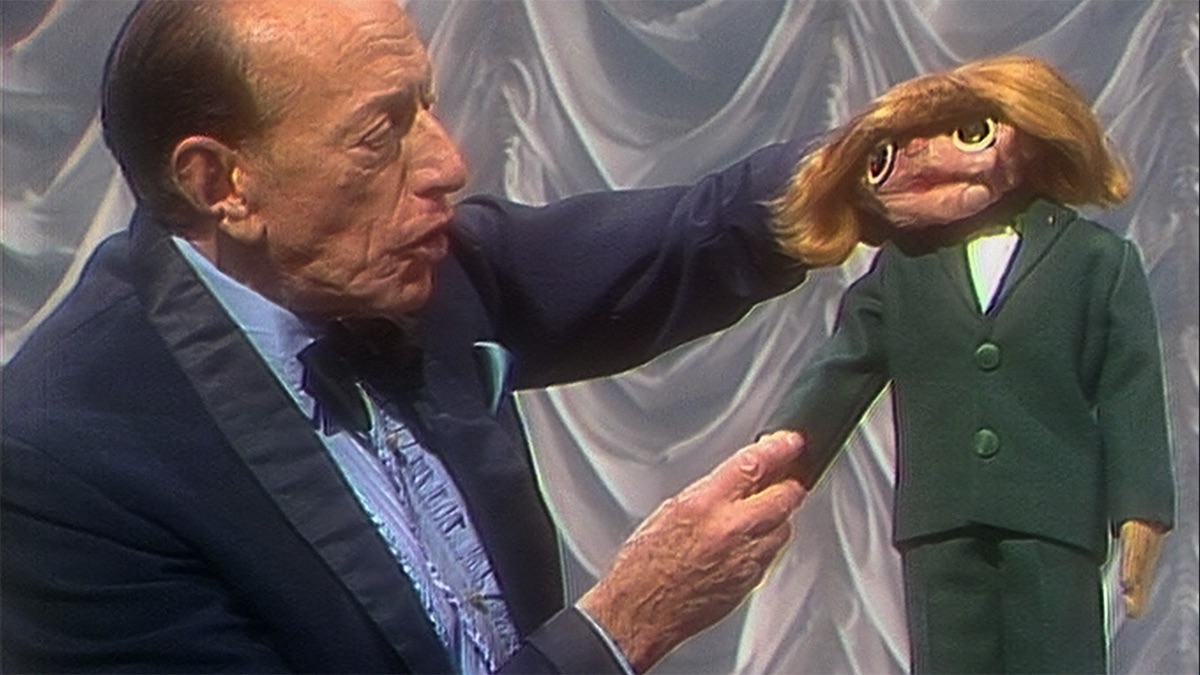 Senor Wences - The Muppet Show (Season 5, Episode 7) - Apple TV