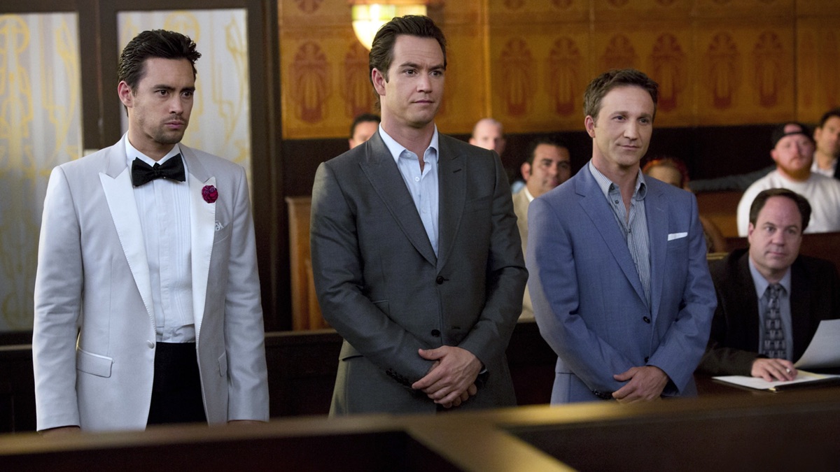 ‎Red or Black - Franklin & Bash (4. kausi, 10. jakso) - Apple TV (FI)