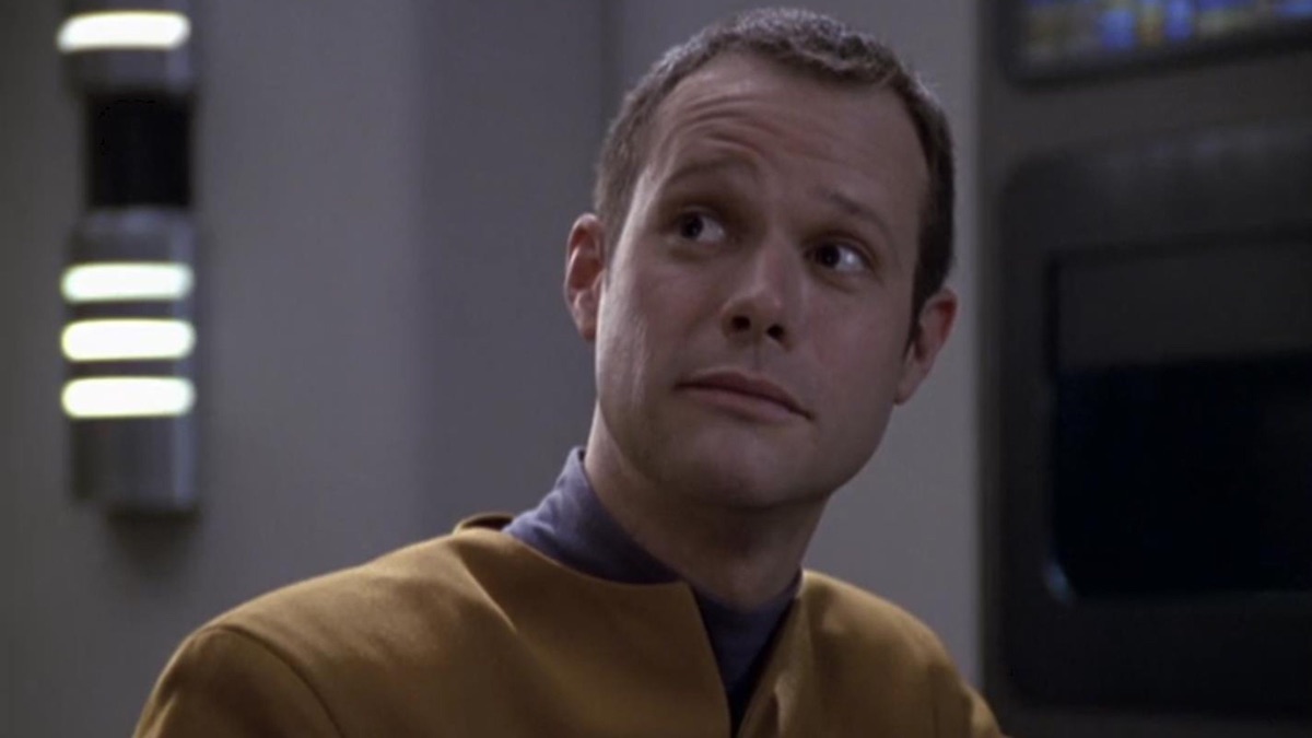 El buen pastor - Star Trek: Voyager (temporada 6, episodio 20) - Apple ...