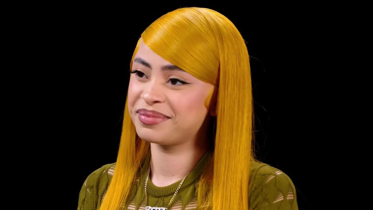 Ice Spice Gets Melted By Spicy Wings - Hot Ones (Season 23, Episode 10 ...