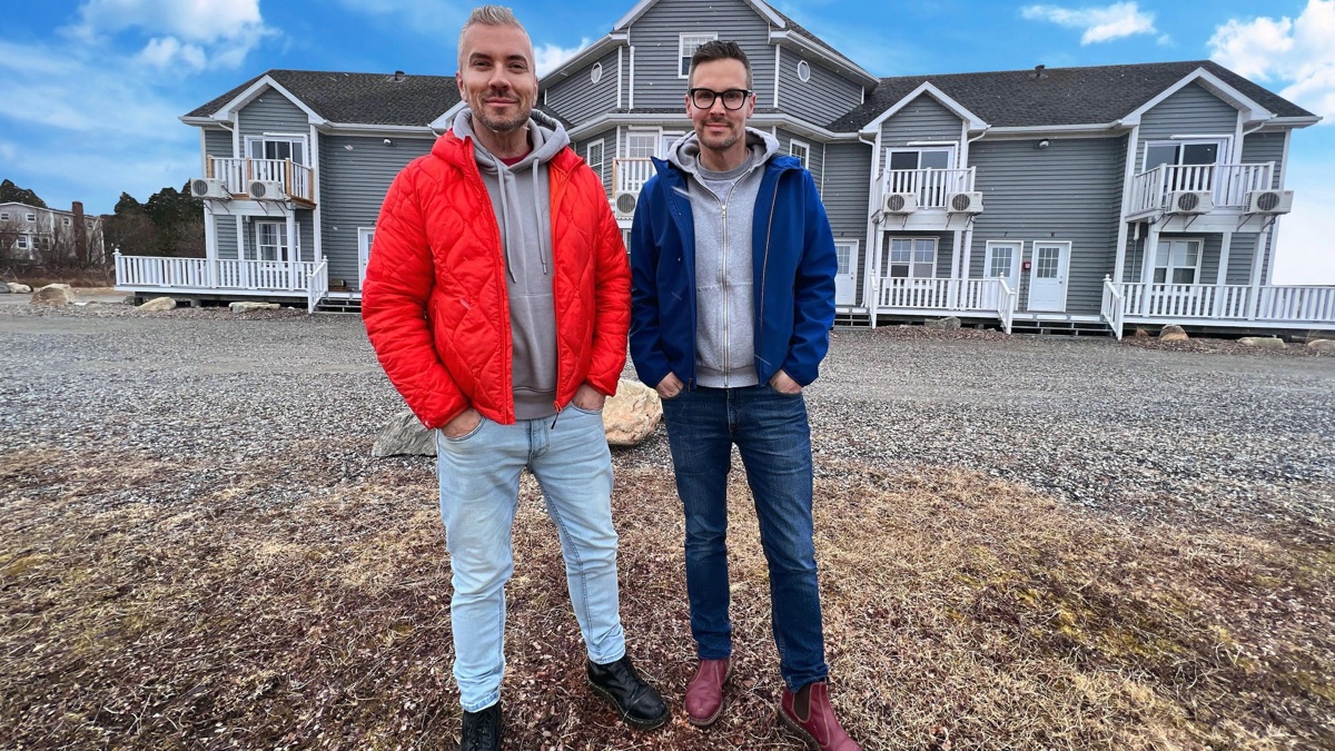 Colin & Justin's Hotel Hell - Apple TV (UK)