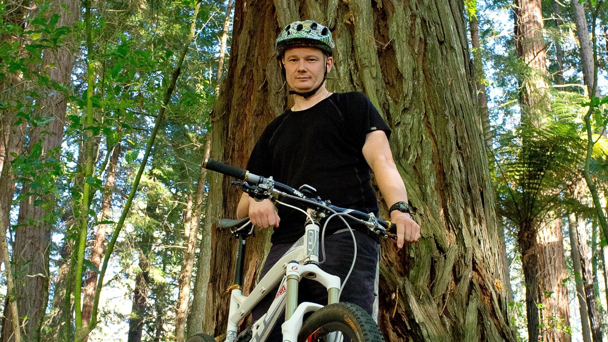 Danger Outside - I Was Impaled (Season 1, Episode 2) - Apple TV