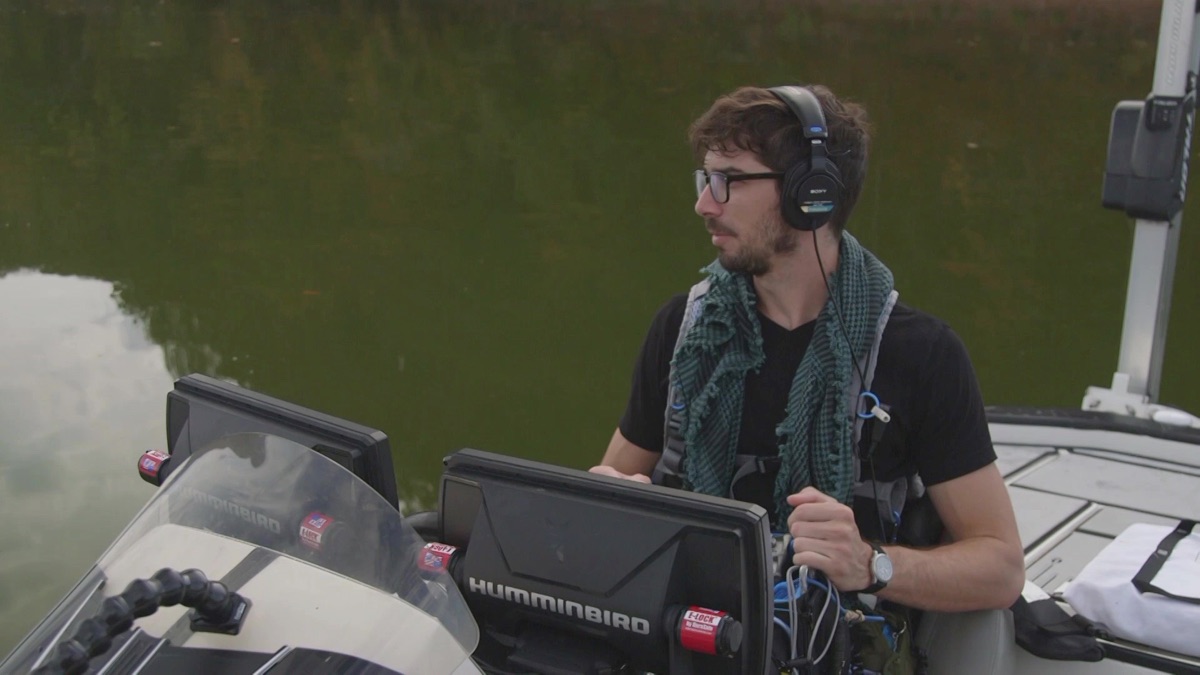 Beats and Bass at the Holler - Breaking Bass (Season 1, Episode 2 ...