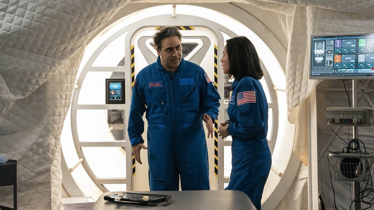 Cabin Fever - NCIS: Hawai'i (Series 2, Episode 19) - Apple TV (الإمارات)