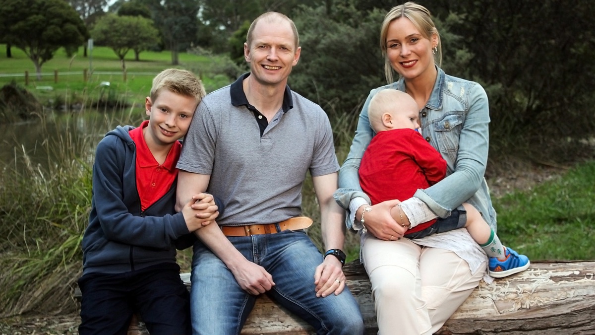 Thom Family - Wanted Down Under (Series 12, Episode 19) - Apple TV (UK)