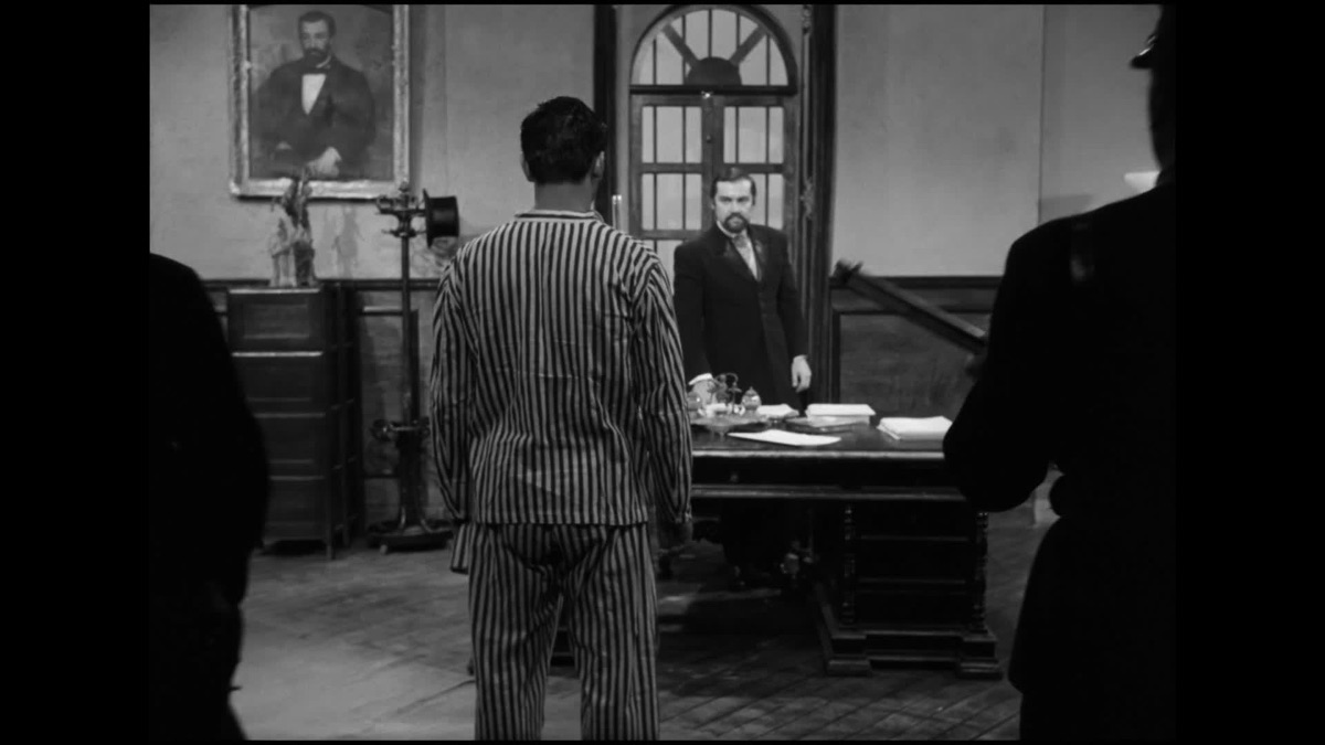 Chucho el Roto III - Apple TV