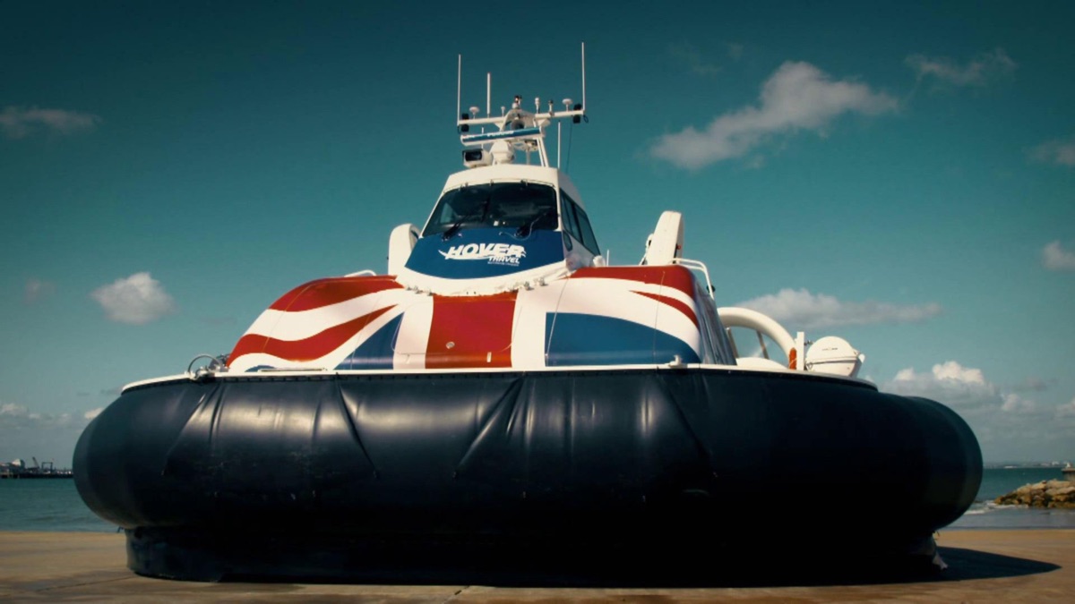 World's Greatest Hovercraft - Mega Machines (Season 2, Episode 5 ...