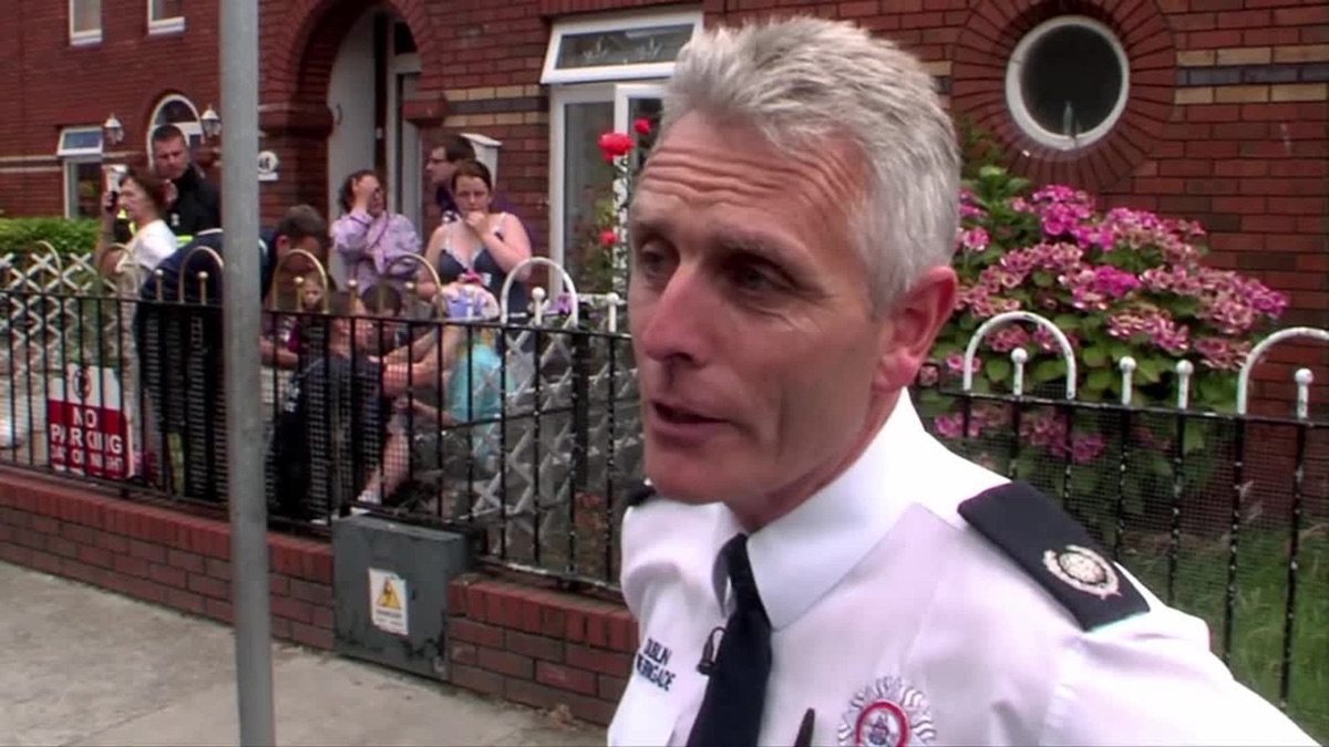 Firefighters – Firefighters (Season 1, Episode 1) - Apple TV (AU)