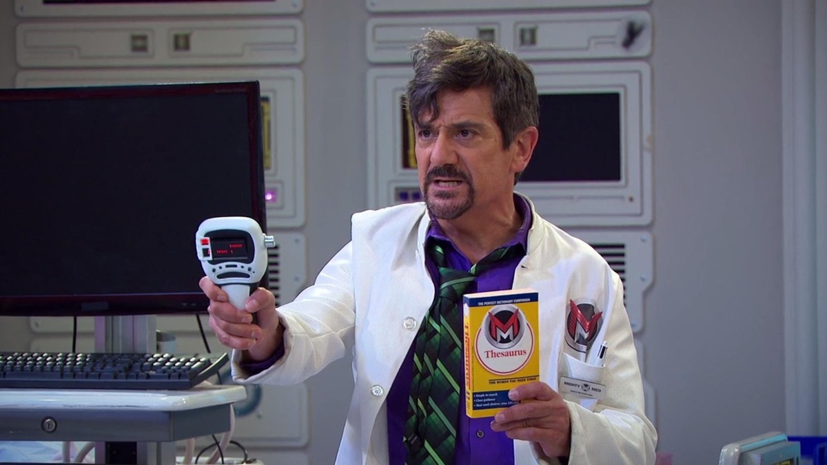 ‎La Mega Caída de Mega Med, Paret 1 - Mega Med (temporada 2, episodio 1 ...