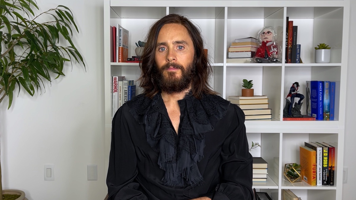 ‎Zane Lowe Interviews Jared Leto - Apple TV
