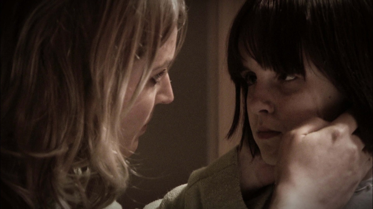 Young Blood - Deadly Women (Series 3, Episode 1) - Apple TV (IE)