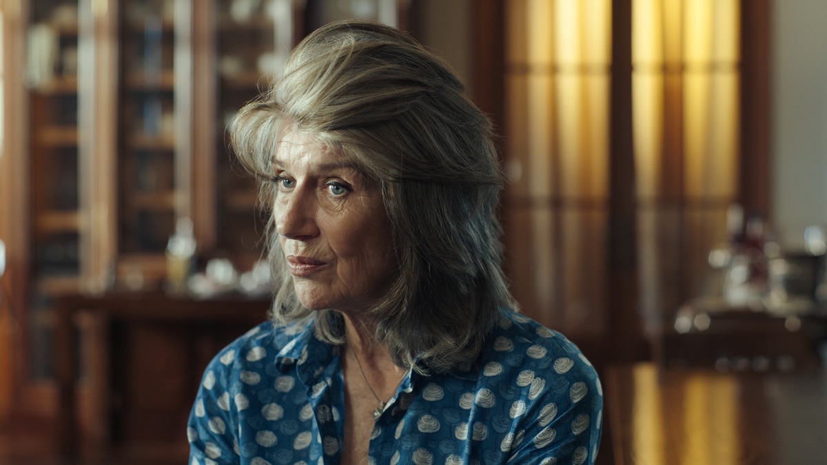 Secret Safari - Juan Carlos: Downfall of The King (Series 1, Episode 1) - Apple TV (UK)