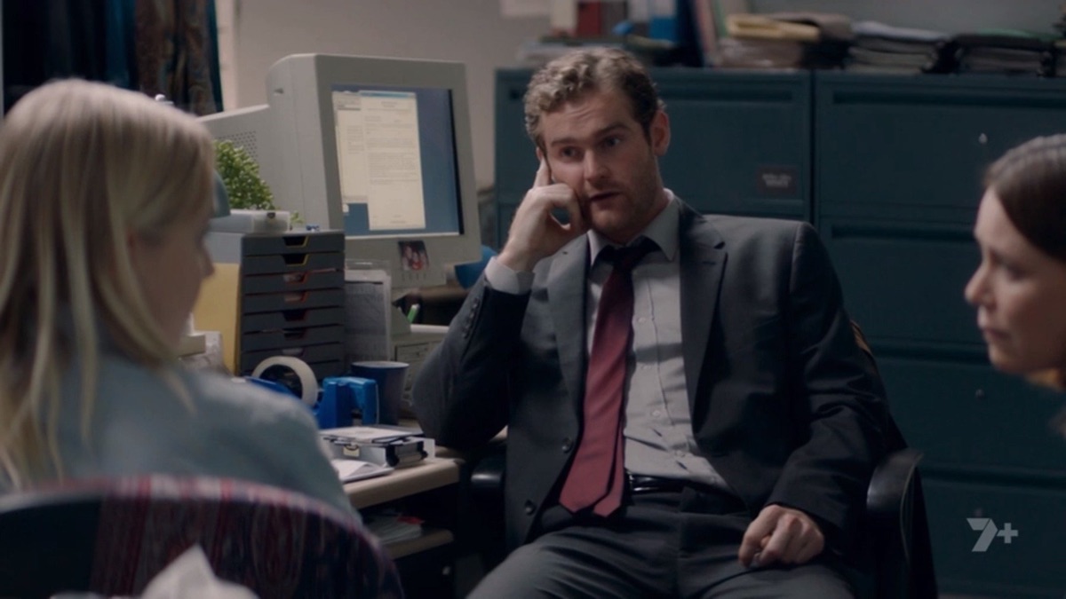 Honour – Honour (Season 1, Episode 101) - Apple TV (AU)