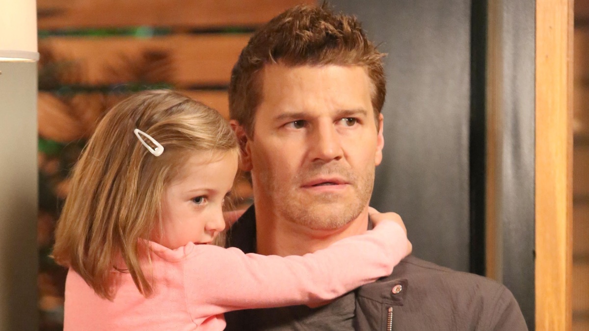 ‎La mujer en el remolino - Bones (temporada 10, episodi 20) - Apple TV (ES)