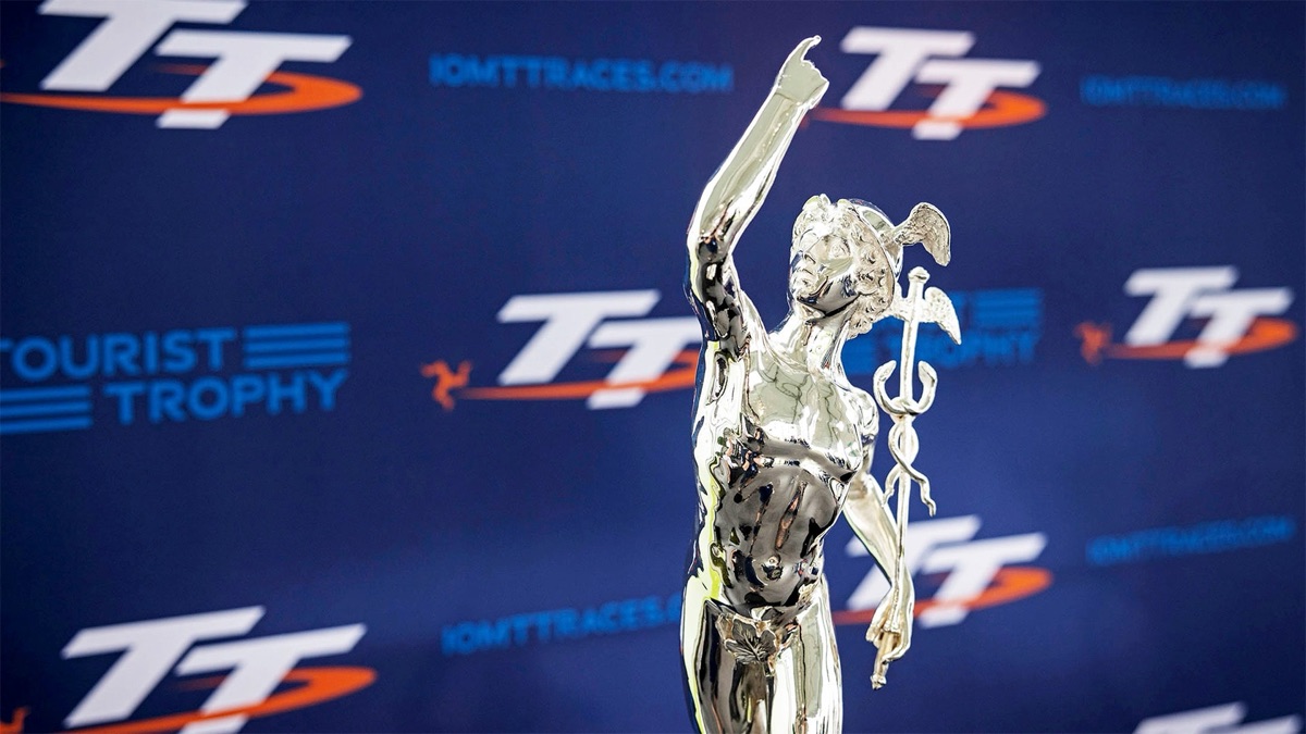 ‎Review 1 - Isle of Man TT (Series 16, Episode 11) - Apple TV (UK)