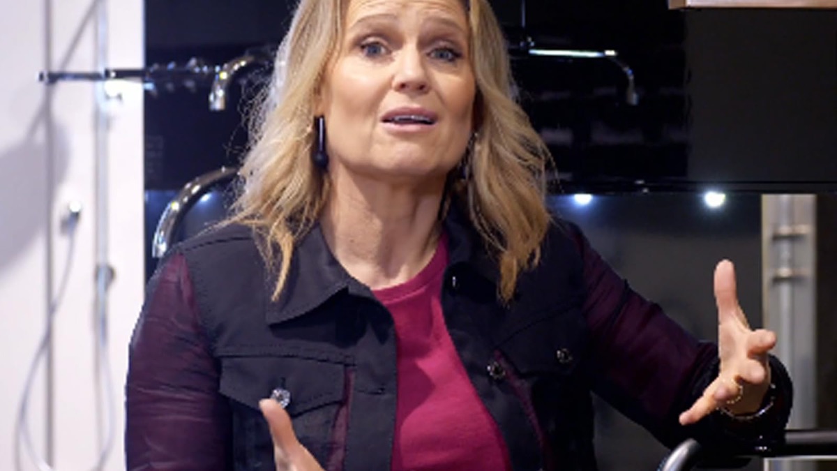 Prahran - Deadline Design (Series 1, Episode 8) - Apple TV (UK)