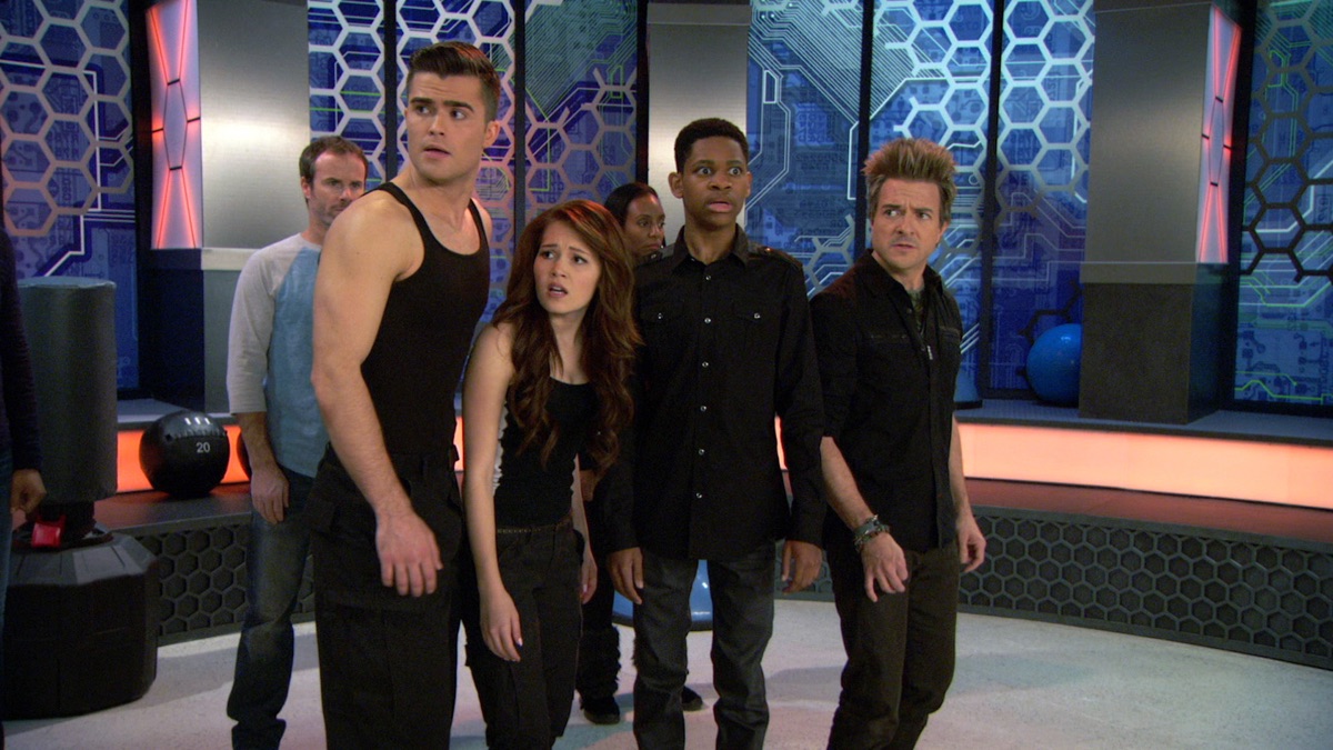 ‎Bionic Action Hero Part 2 – Lab Rats (Season 4, Episode 14) - Apple TV ...