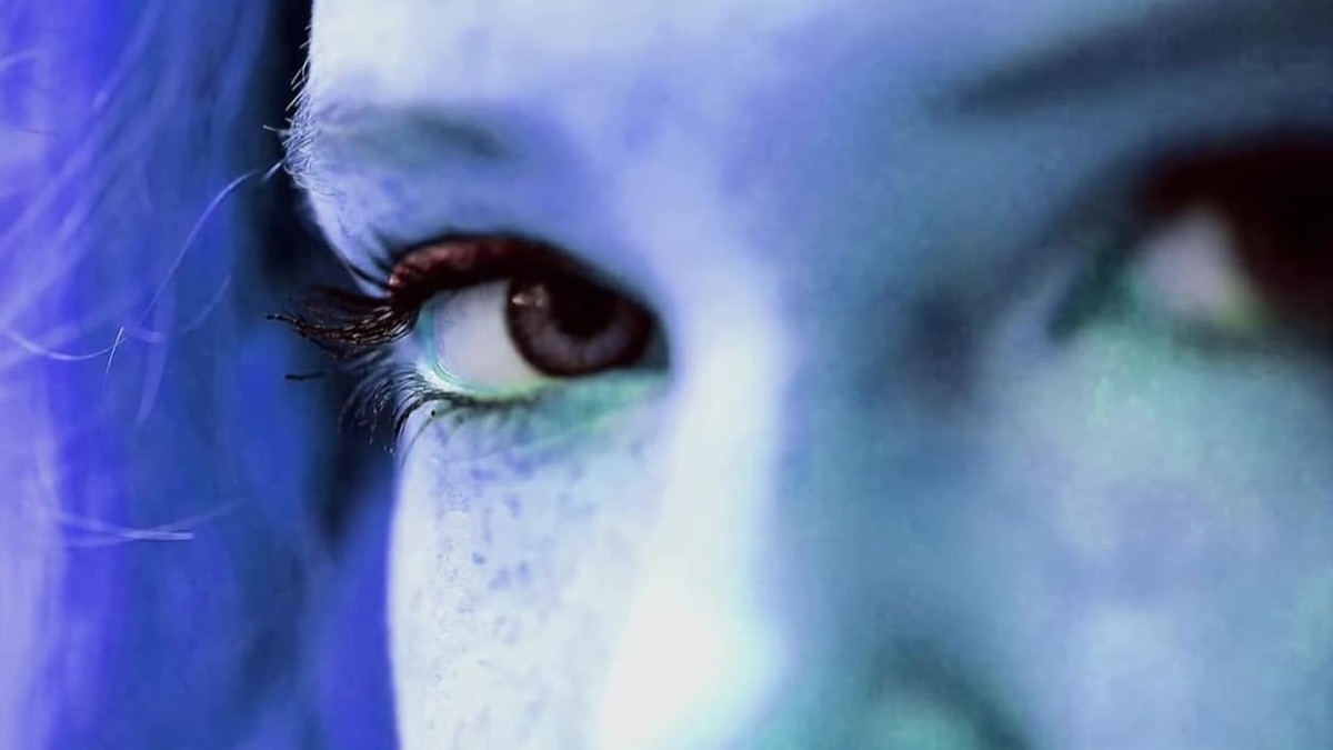 27 Alien Encounters - Apple TV