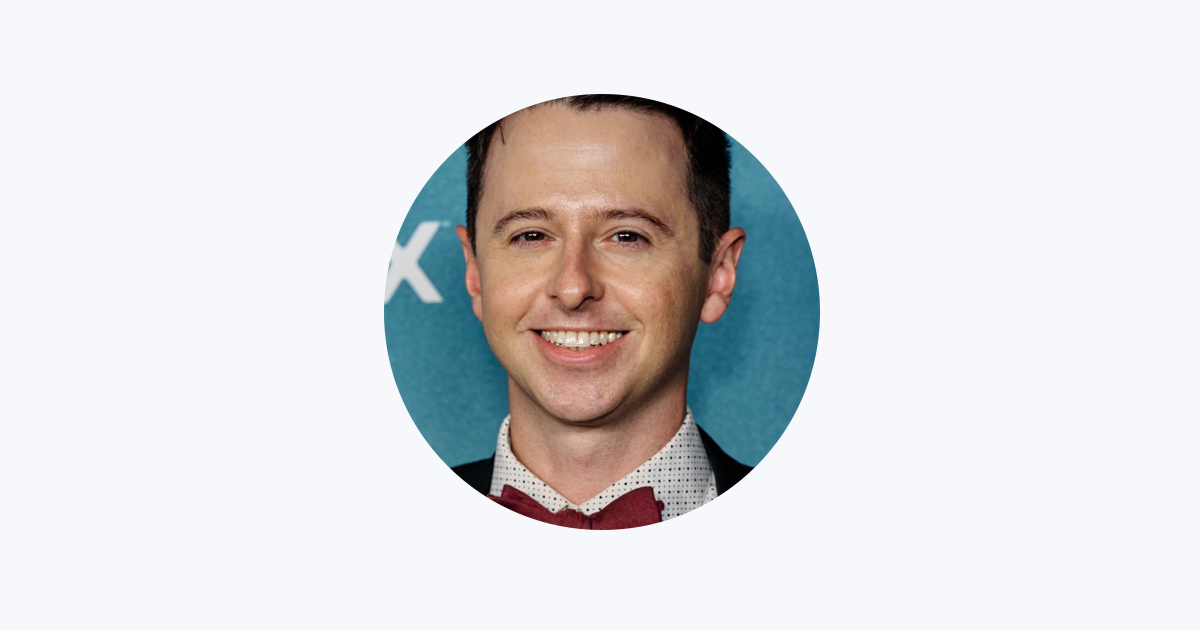 ‎John Milhiser - Apple