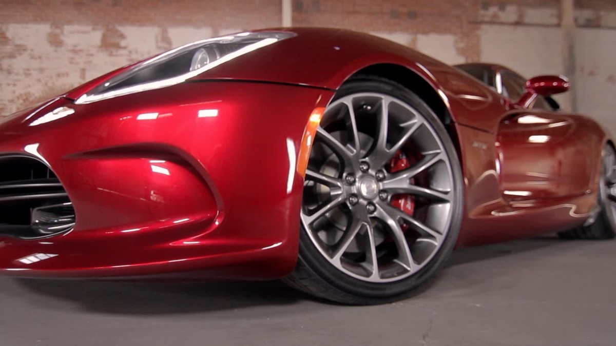 The Viper is Back! - The Downshift (Season 3, Episode 11) - Apple TV