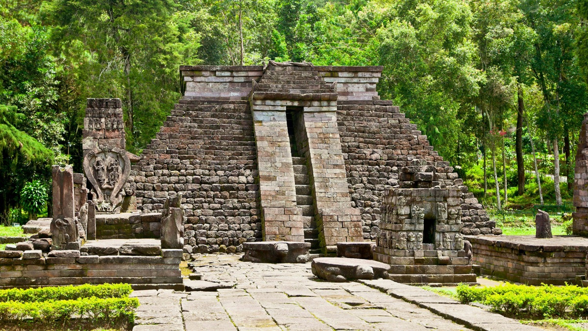 Shamanism and Ancient Architecture with Graham Hancock – Disclosure ...