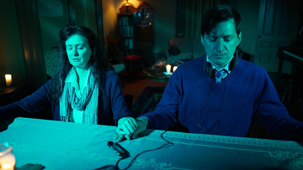 The Forbidding Funeral Home – Haunted Case Files (Season 1, Episode 4) - Apple TV (AU)