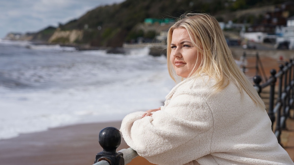 Love Cheats - Apple TV (UK)